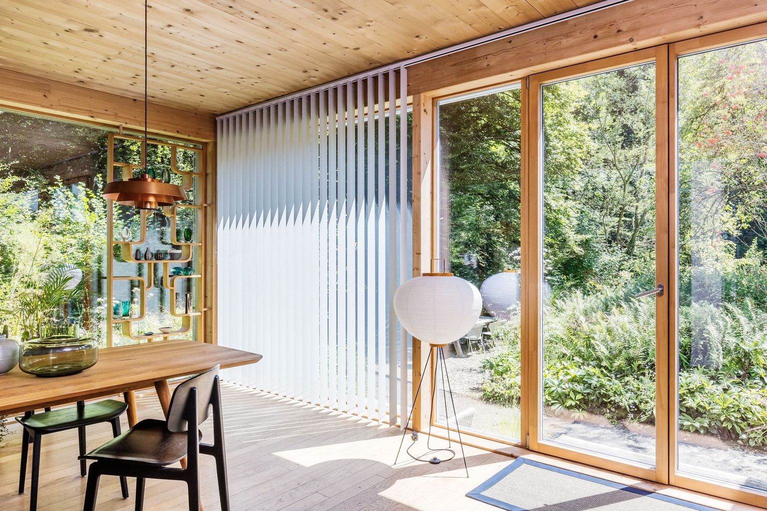 Vertical blinds reinterpreted – Création Baumann